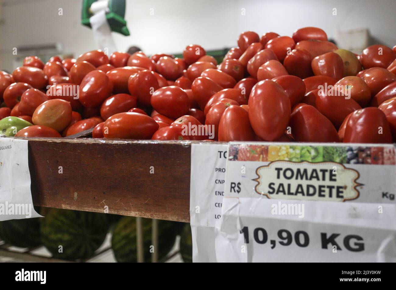 Tomato prices almost doubled in a year, increasing 94.5% in 12 months ...