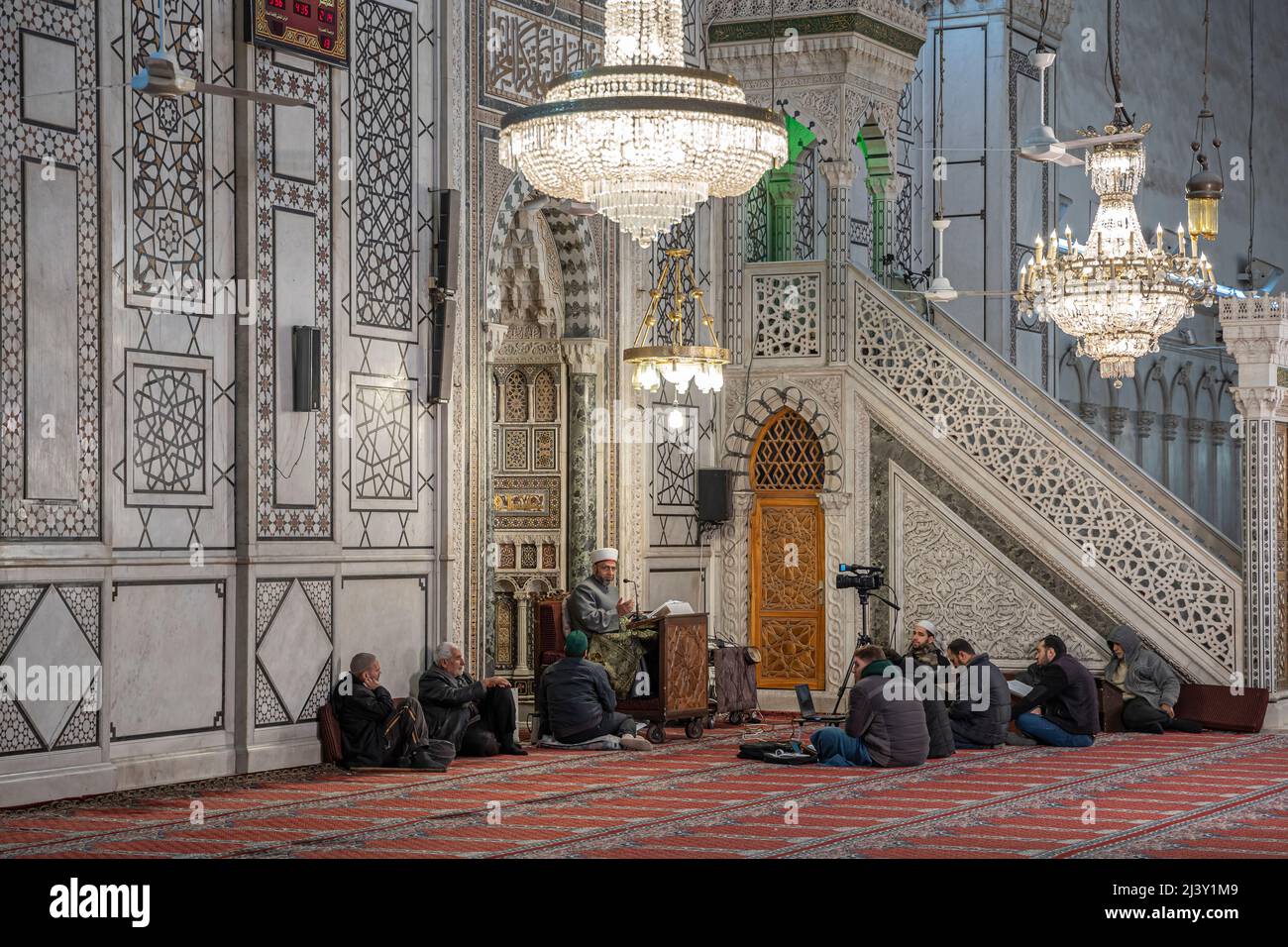 Prayer Meeting Umayyad Mosque, Damascus, Syria Stock Photo - Alamy