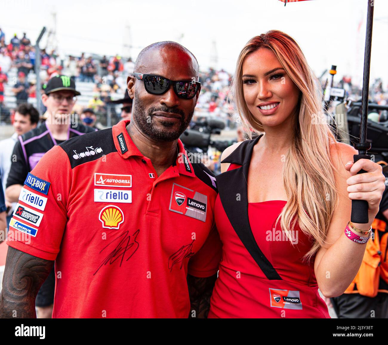 Lenovo grid girl hi-res stock photography and images - Alamy