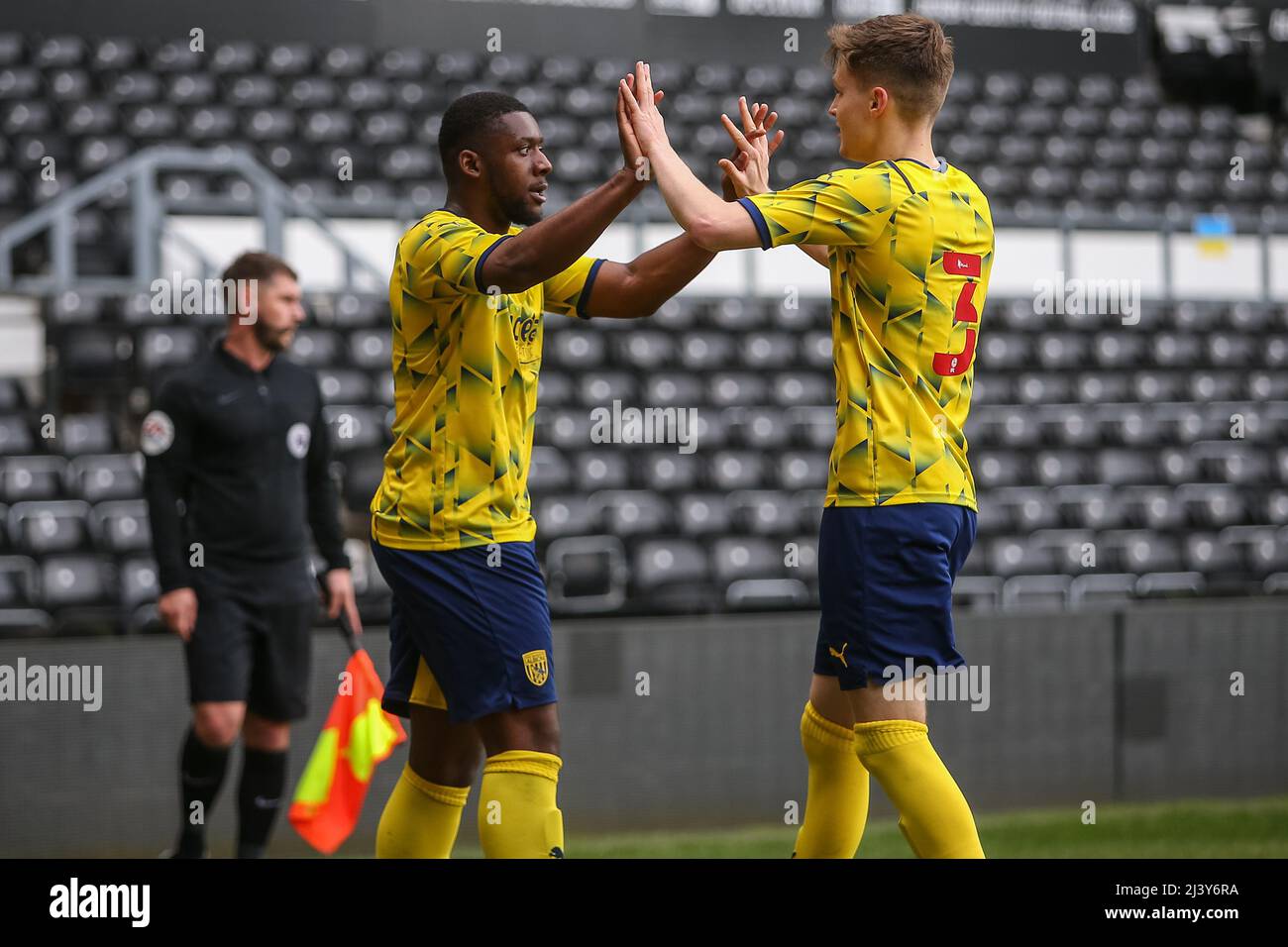 Zac ashworth hi-res stock photography and images - Alamy