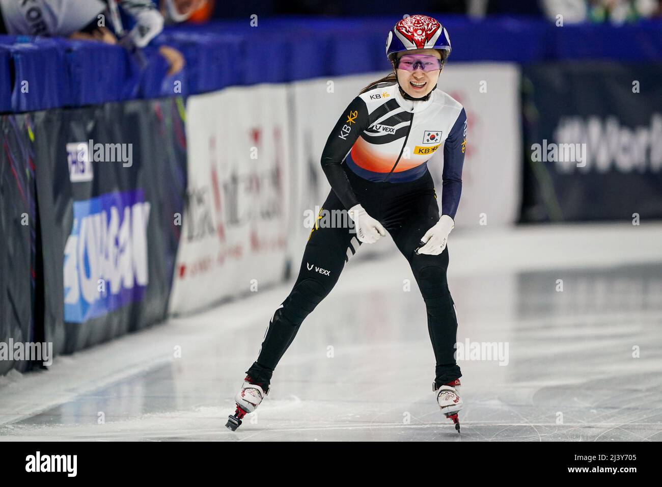 Minjeong choi of the republic of korea hi-res stock photography and ...