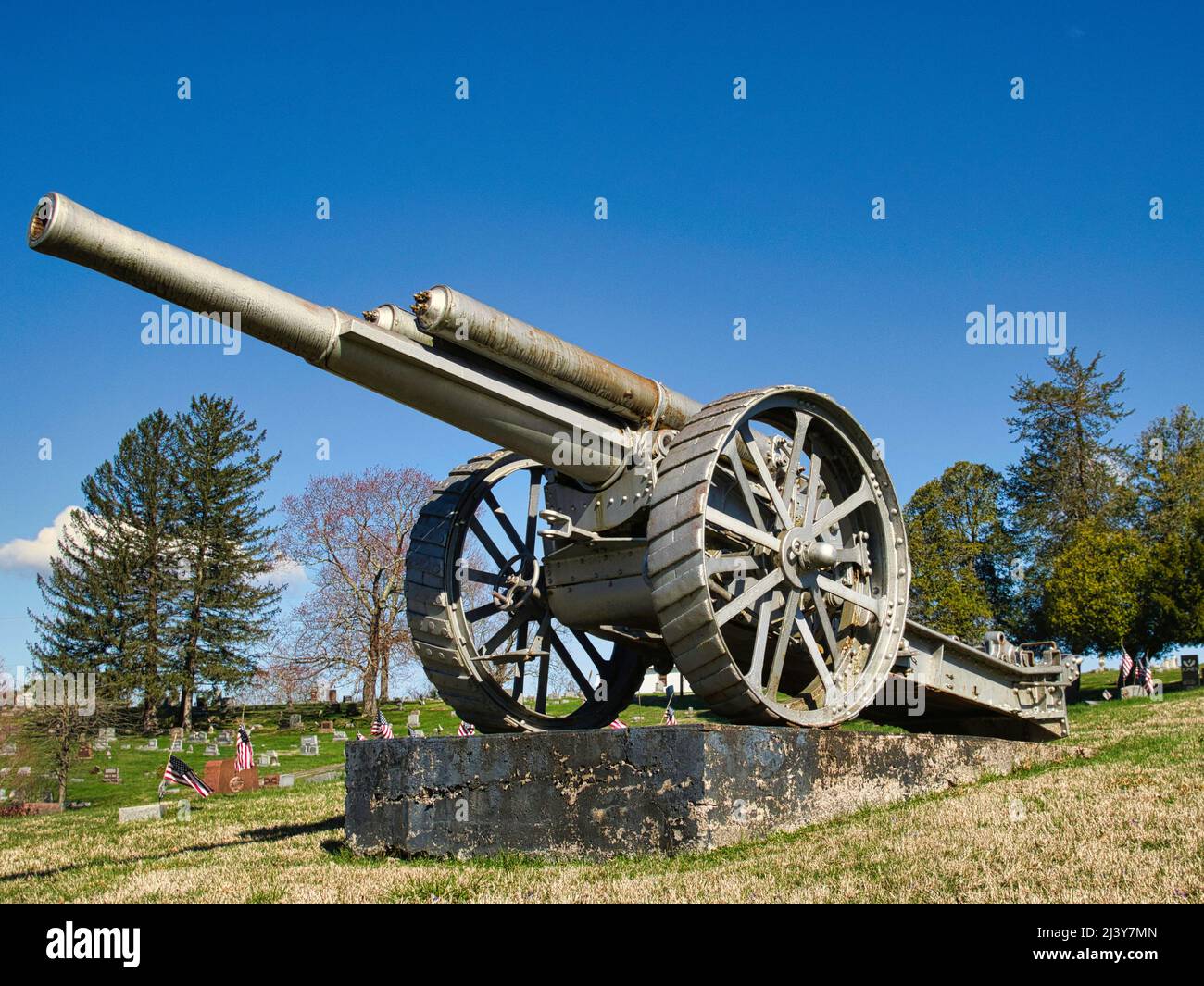 WW1 127 mm 5` British BL 60-pounder heavy field gun Stock Photo - Alamy