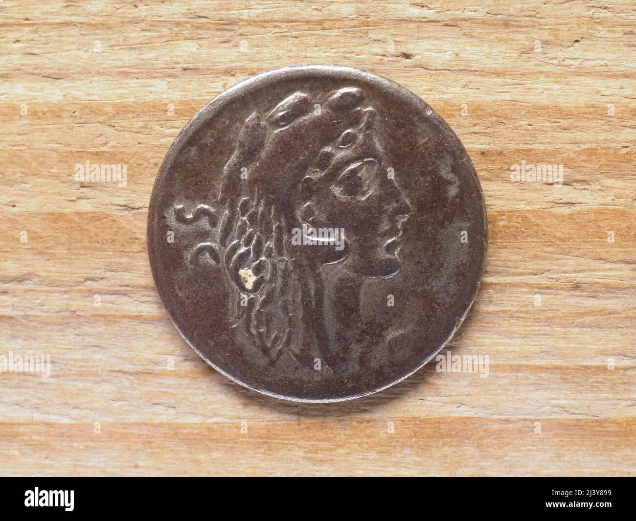 Ancient Roman denarius coin obverse side showing Sulla circa 55 bC ...