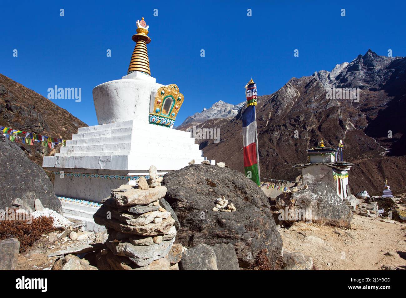 Thame gompa with Stupa and temple, Buddhist monastery in Khumbu valley ...