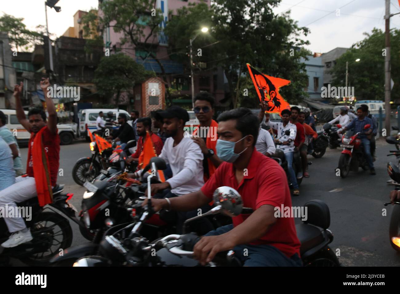 Kolkata, India. 10th Apr, 2022. Indian devotees take part in a religious procession to mark the ...
