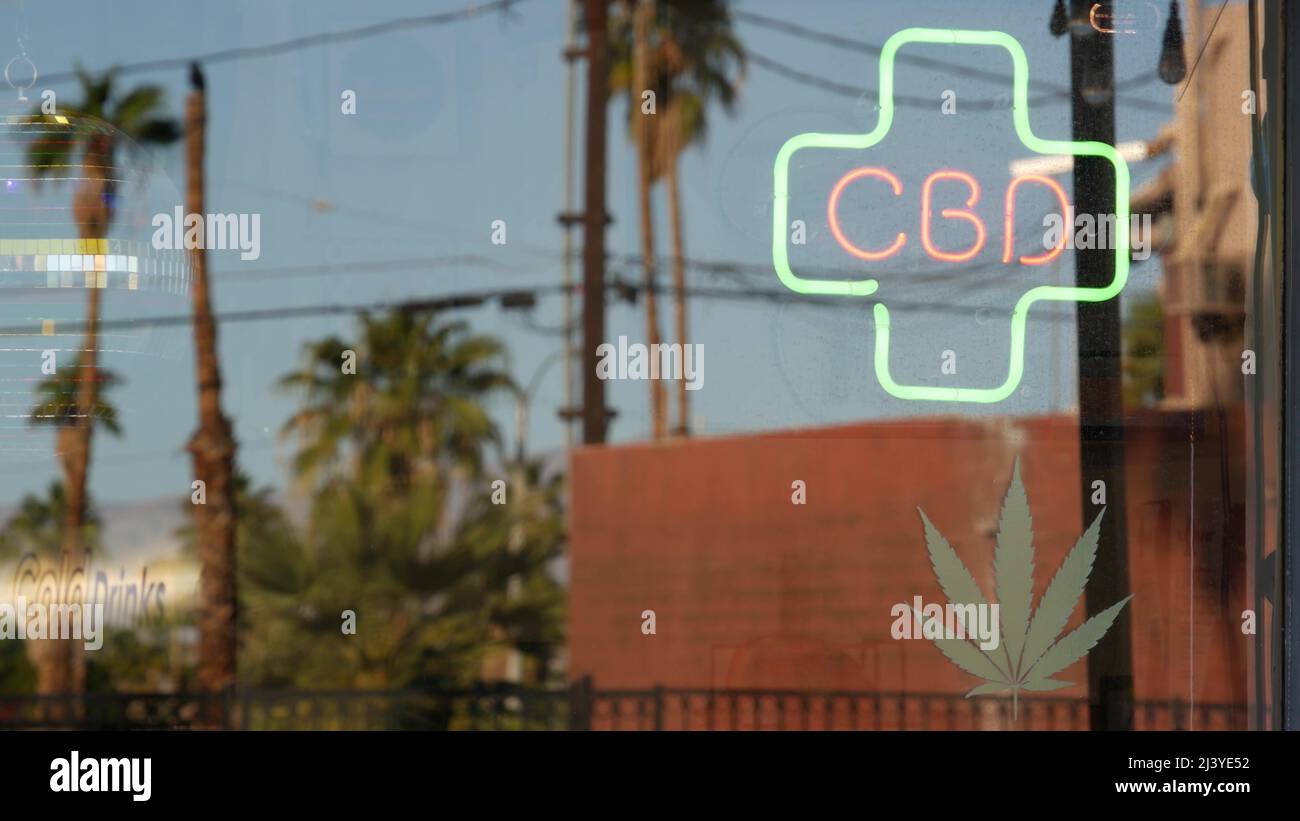 Marijuana leaf neon sign hi-res stock photography and images - Alamy