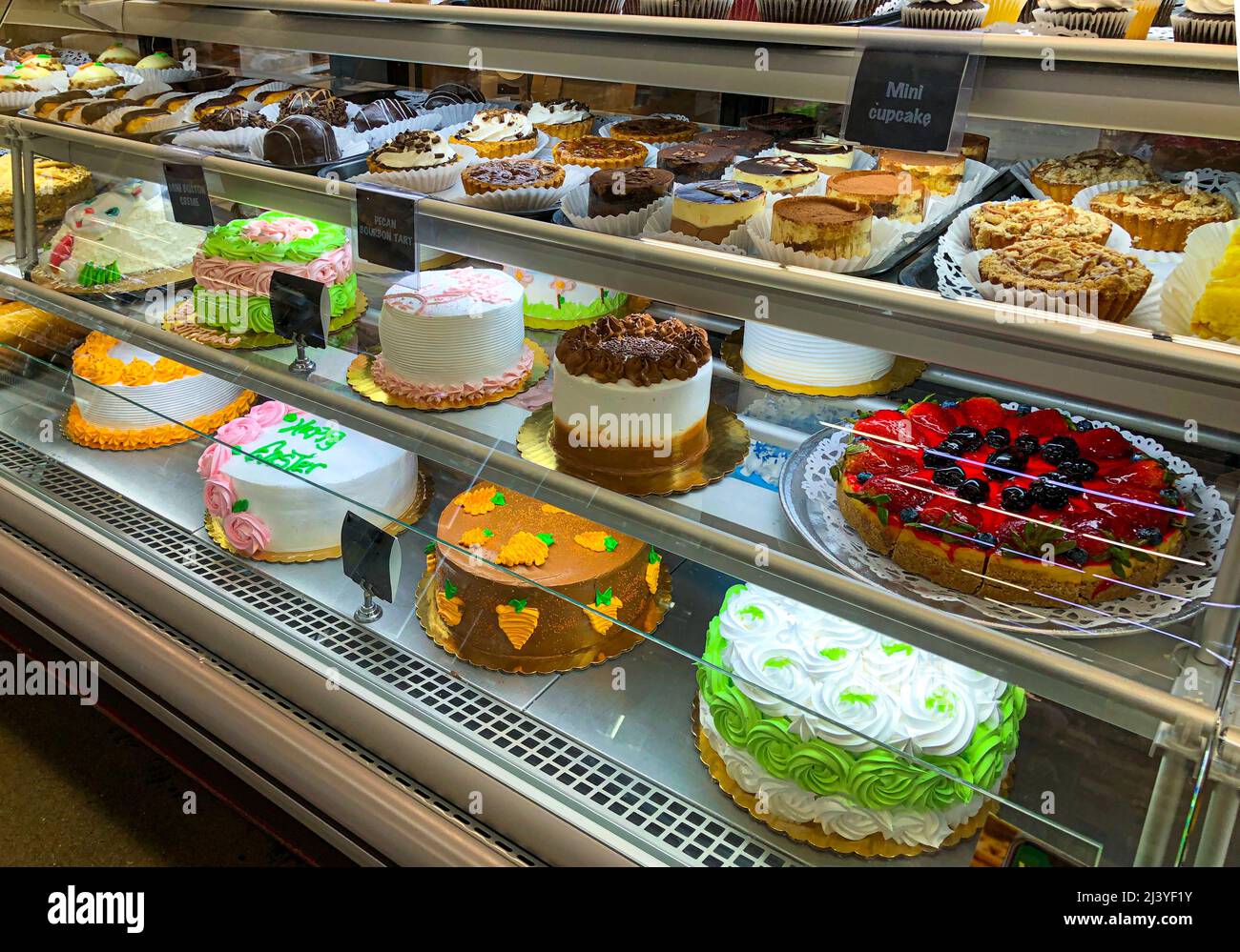 Assorted pies, tart in the pastry shop window Stock Photo - Alamy