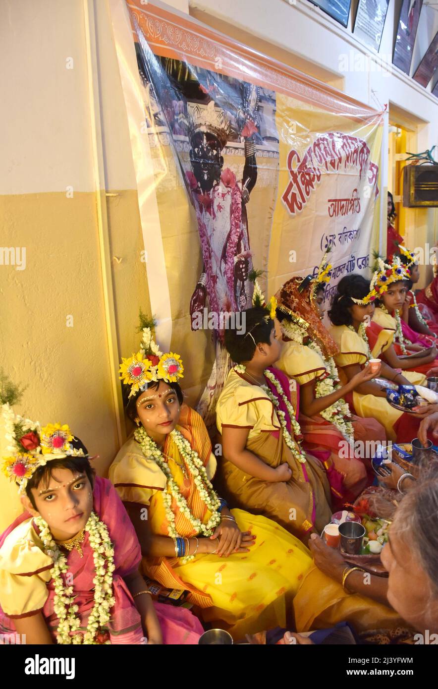 Adyapeath ashram hi-res stock photography and images - Alamy