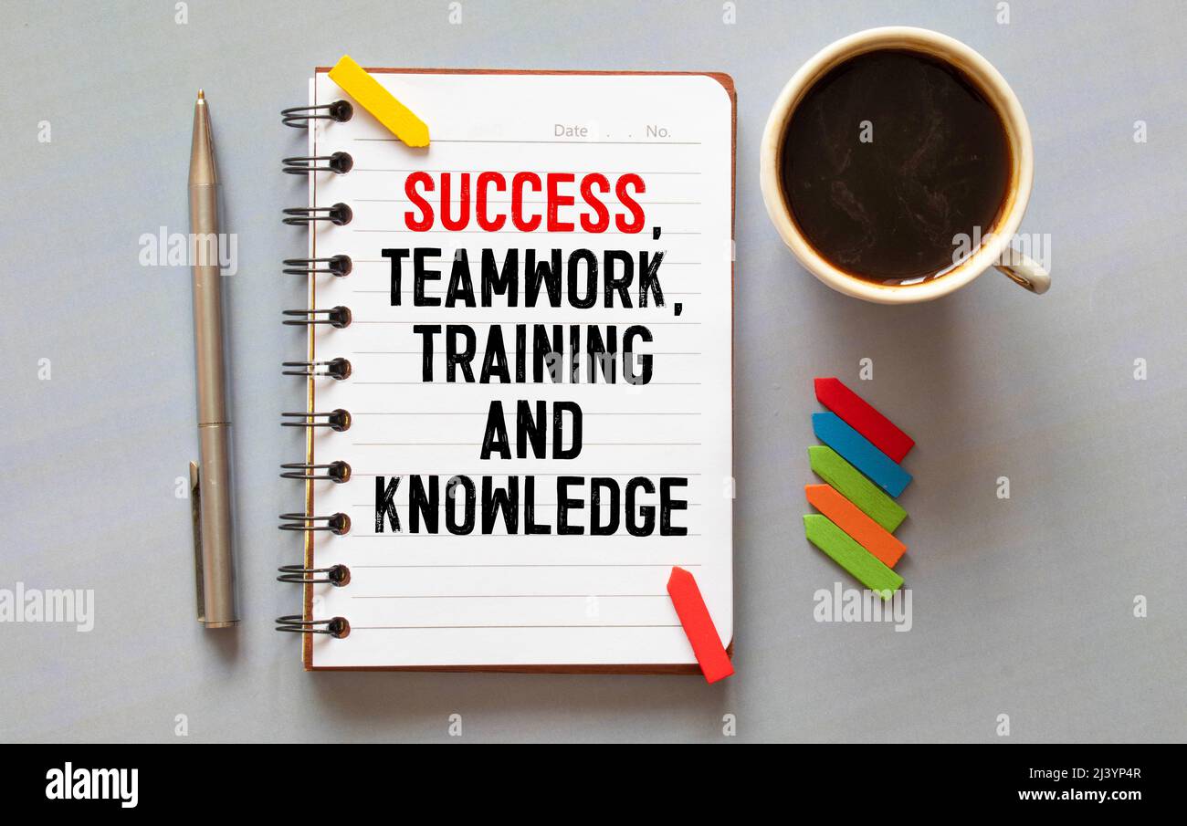 Teamwork training hi-res stock photography and images - Alamy