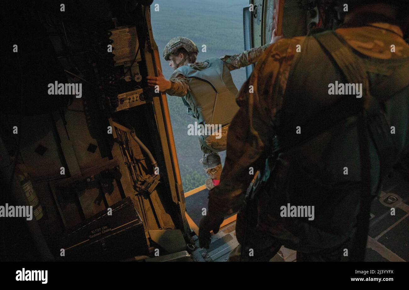 T 11 reserve parachute hi-res stock photography and images - Alamy