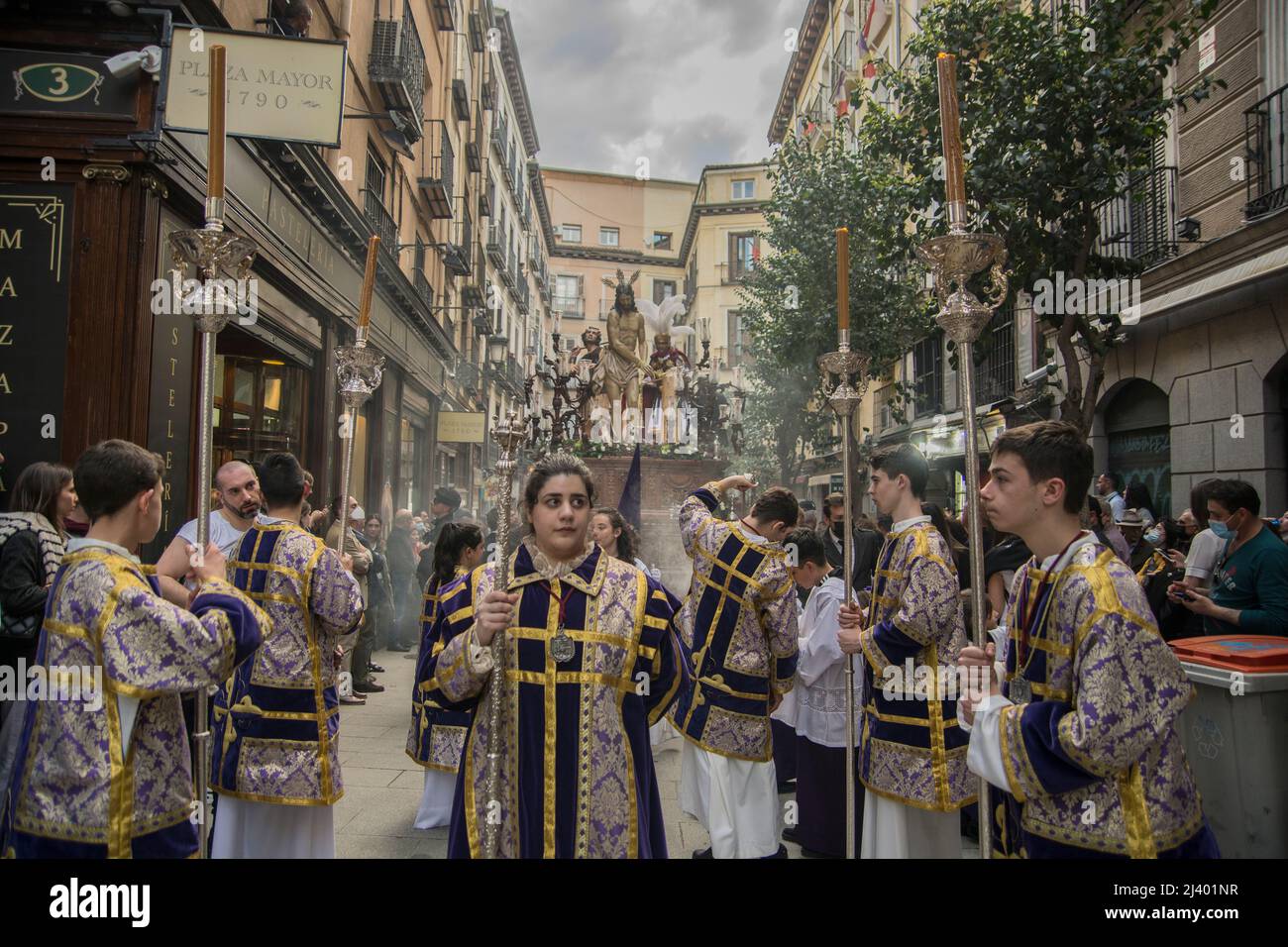 Holy Week arrives in Madrid. In order to facilitate the acts that will ...
