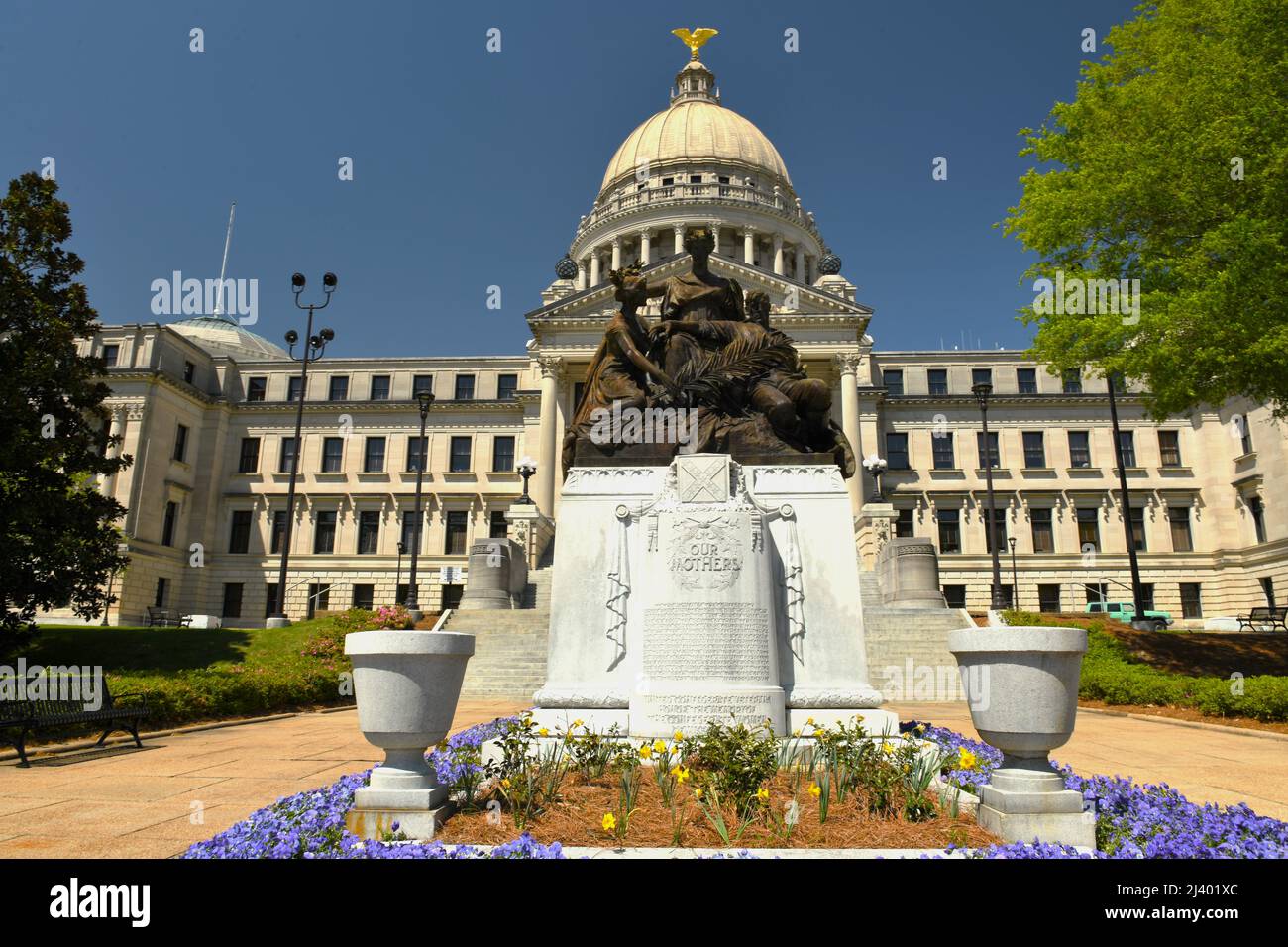 The Mississippi State Capital in Jackson, Mississippi Stock Photo - Alamy