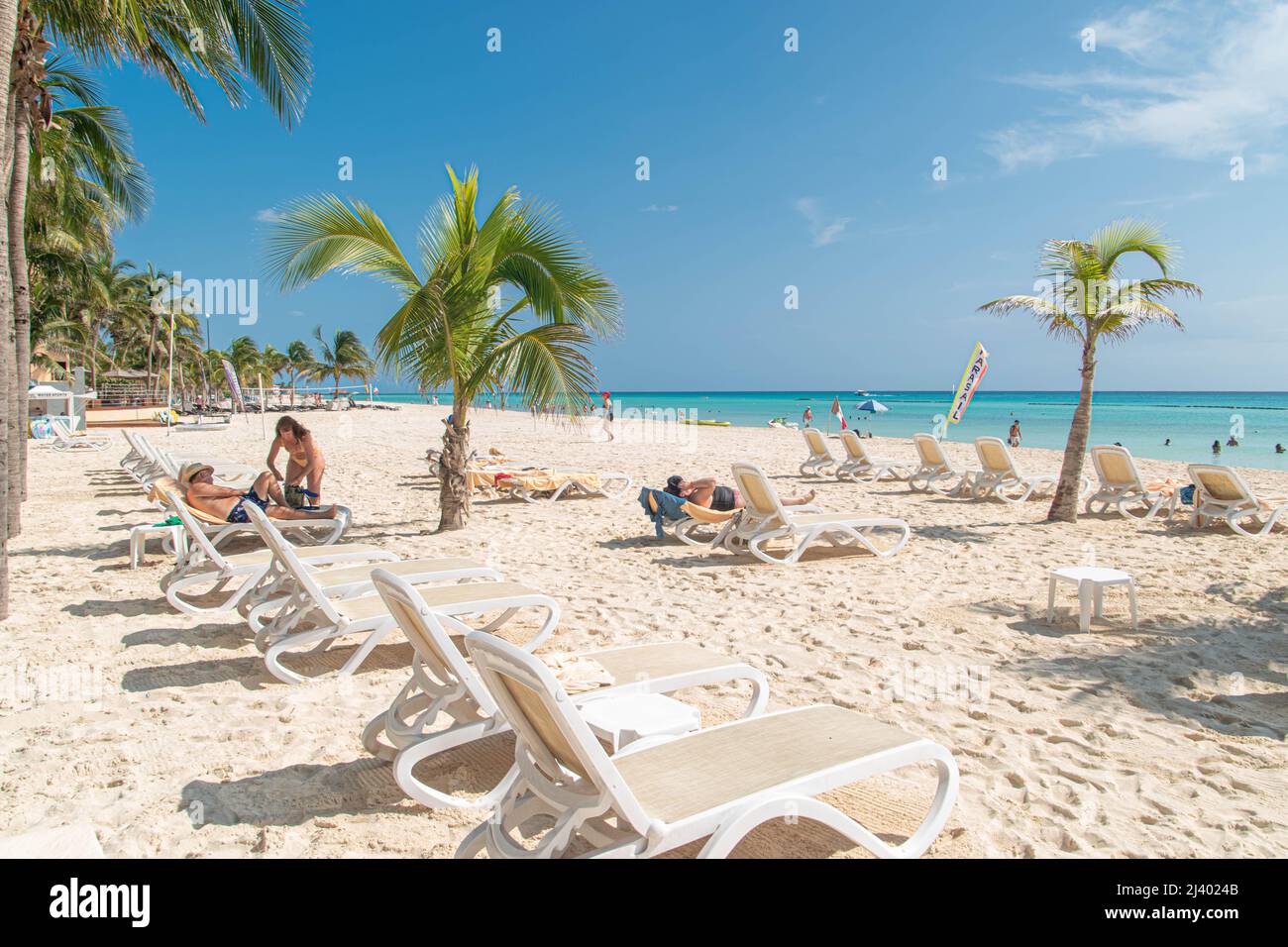 Landscape of a tropical beach Stock Photo - Alamy