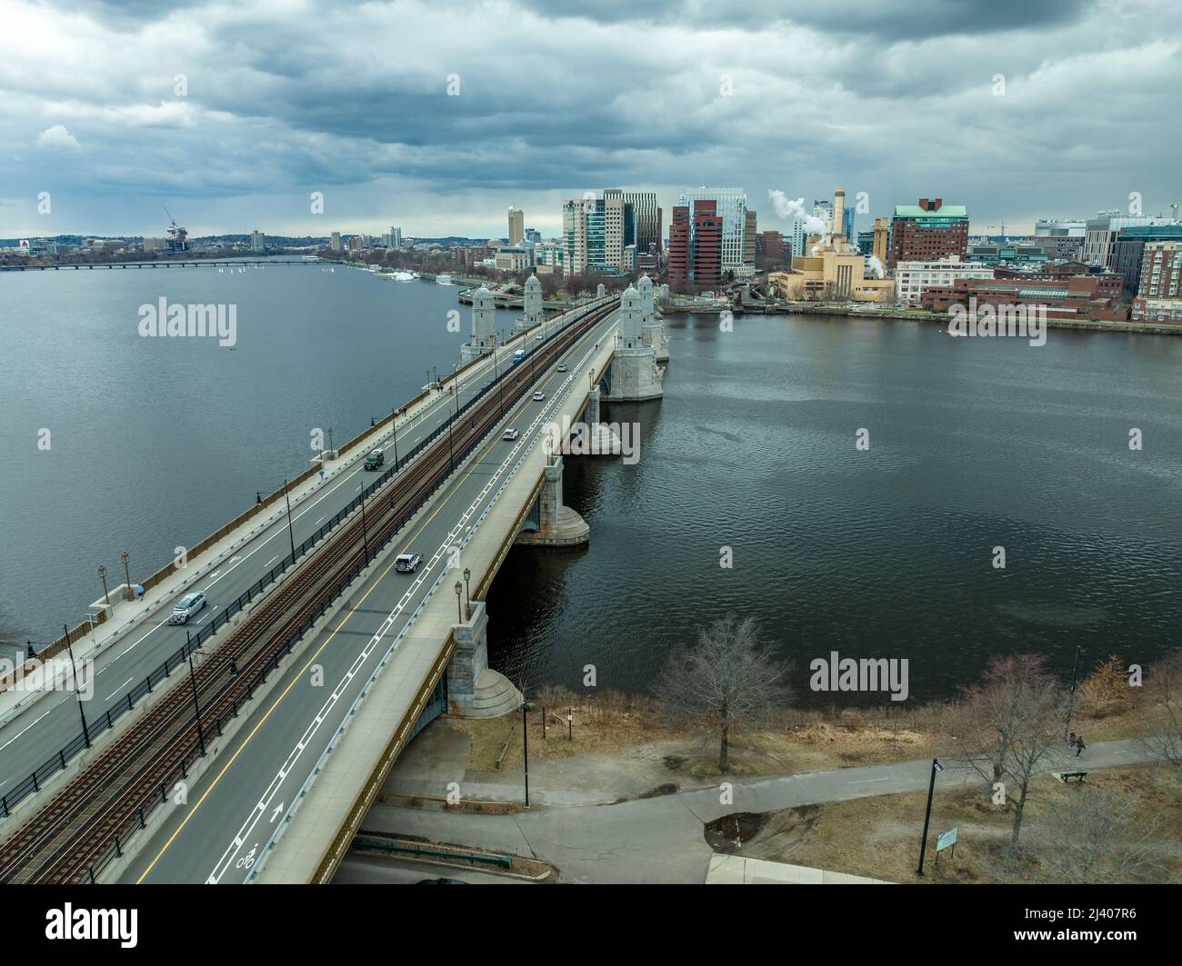 Aerial view of Longfellow Bridge connecting Boston downtown and ...