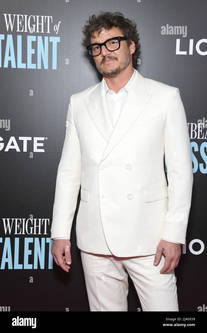 Pedro pascal smile hi-res stock photography and images - Alamy