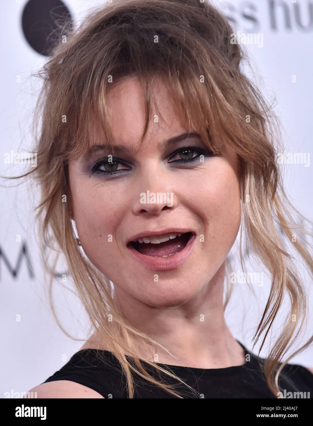 Behati Prinsloo Hair 2022