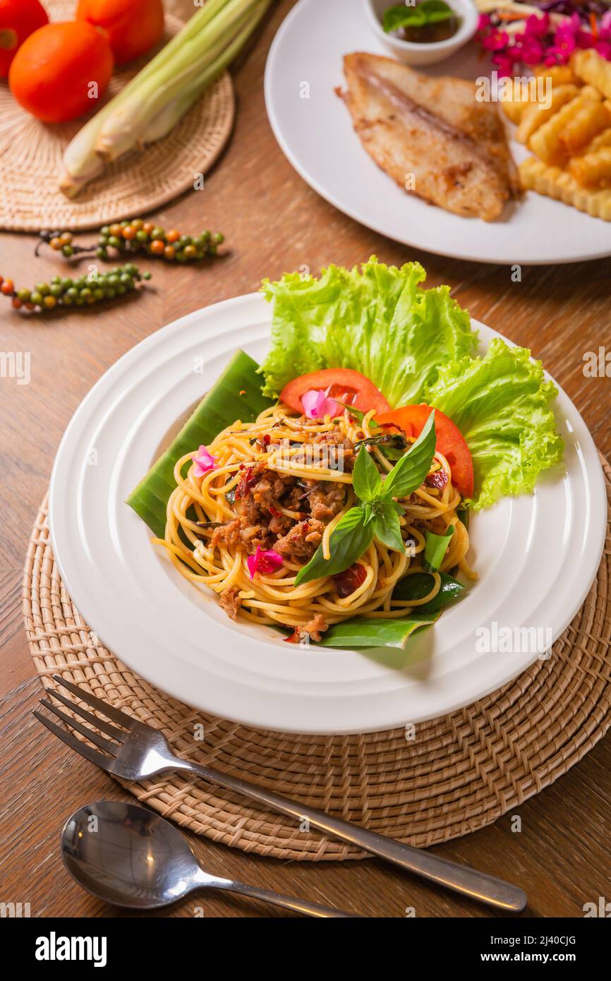 Eating delicious plate spaghetti tomato hi-res stock photography and ...