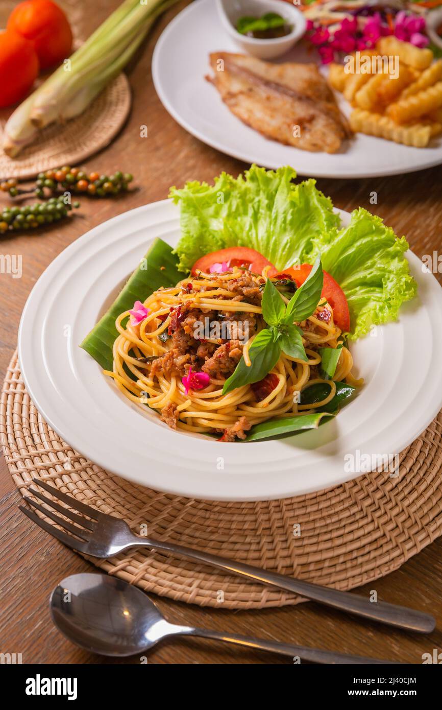 Spaghetti vegetable eating hi-res stock photography and images - Alamy