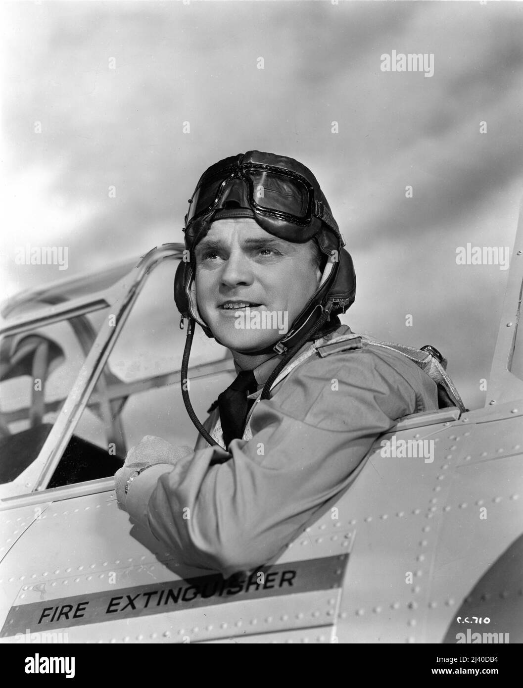 JAMES CAGNEY in CAPTAINS OF THE CLOUDS 1942 director MICHAEL CURTIZ ...