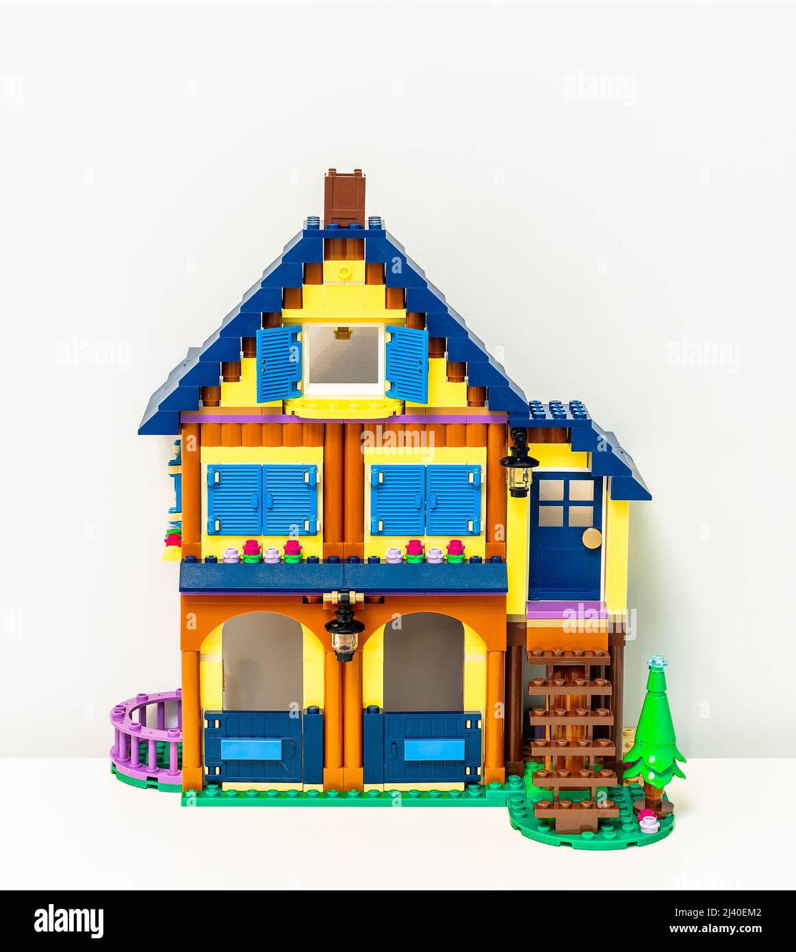 2021: Lego constructor, the living house Stock Photo - Alamy