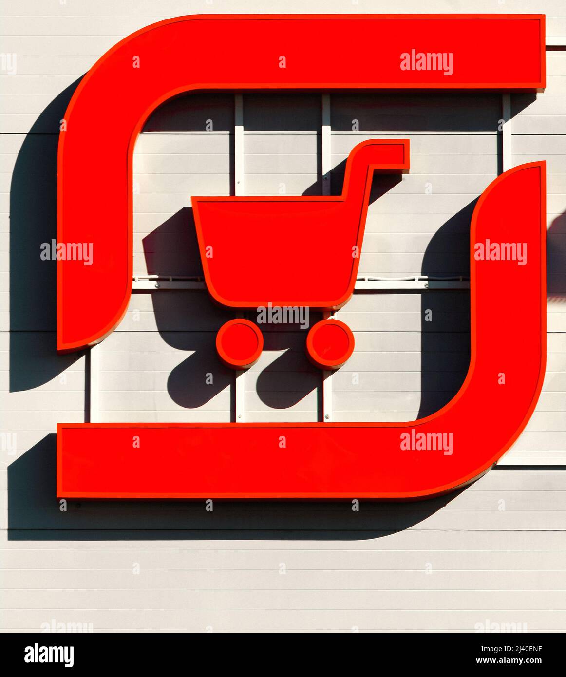 Russia, 2021: logo store- sign of the hypermarket Magnit (Magnet Stock ...