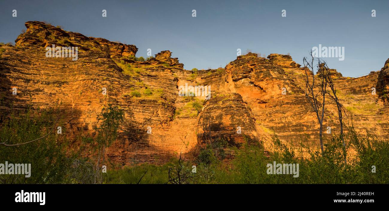 The quartz sandstone and conglomerat karst cliffs of Mirima National ...