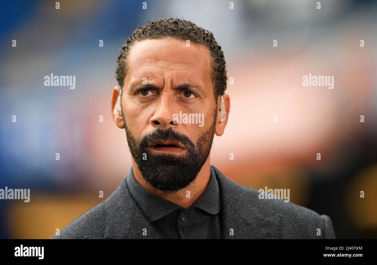 2022 football tv hi-res stock photography and images - Alamy