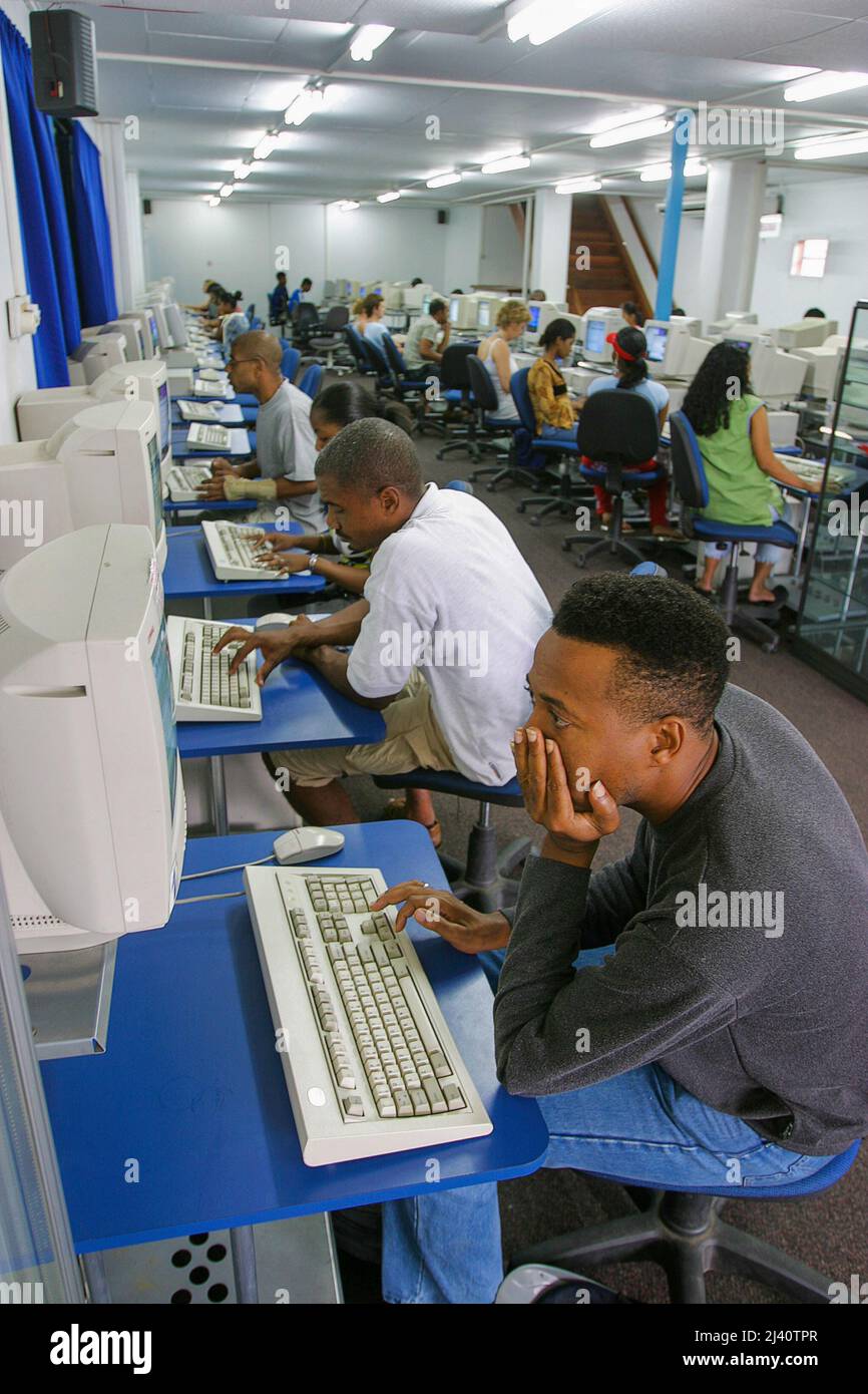 Surinam, Paramaribo - an internet cafe in 2004 Stock Photo - Alamy