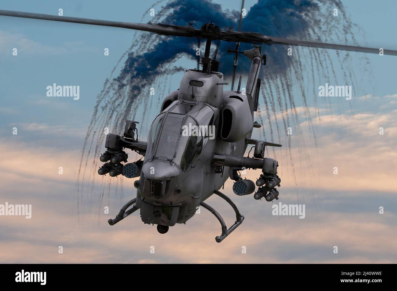 Ah 1z viper attack helicopter hi-res stock photography and images - Alamy
