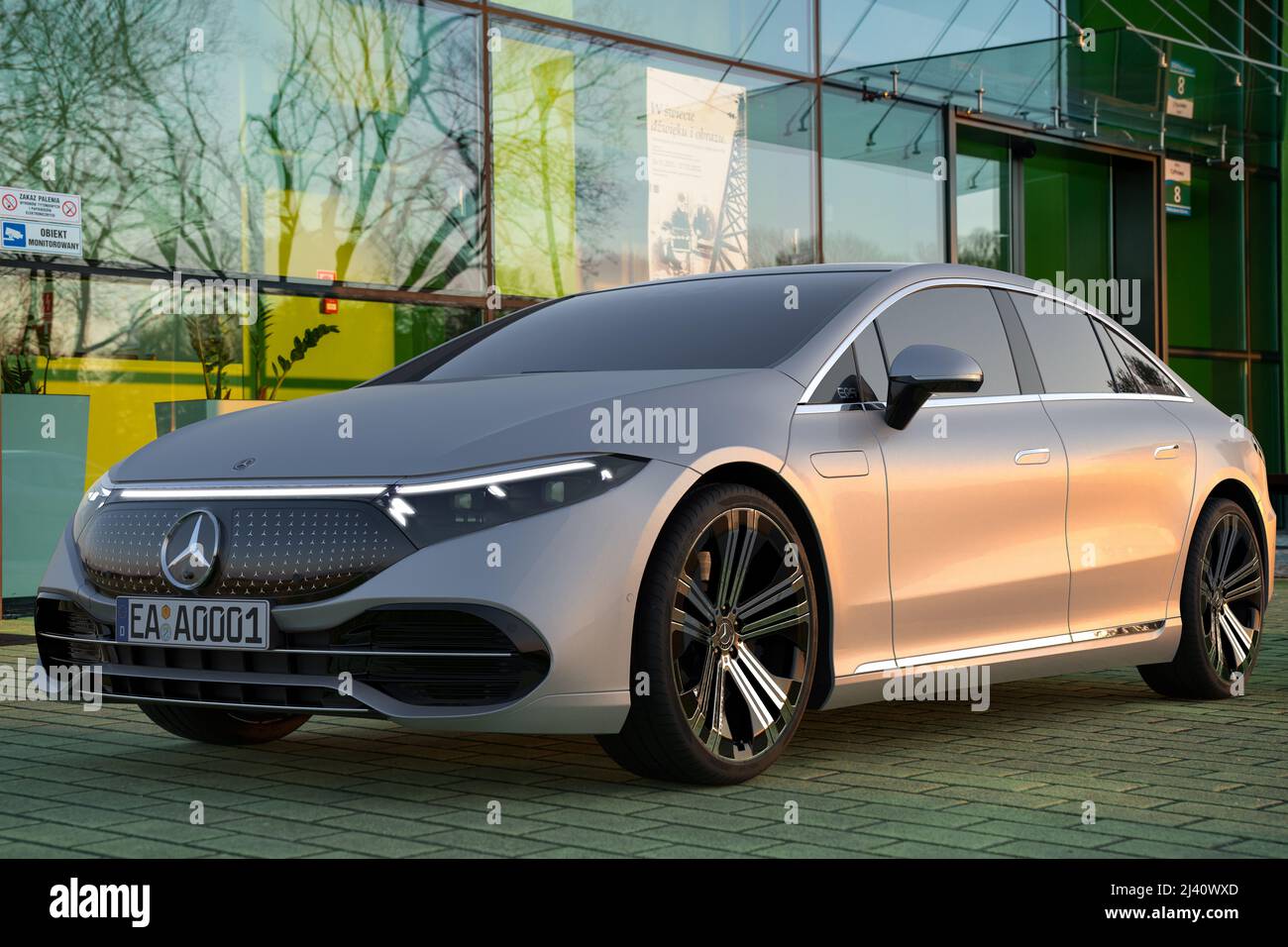 Mercedes eqs hi-res stock photography and images - Alamy