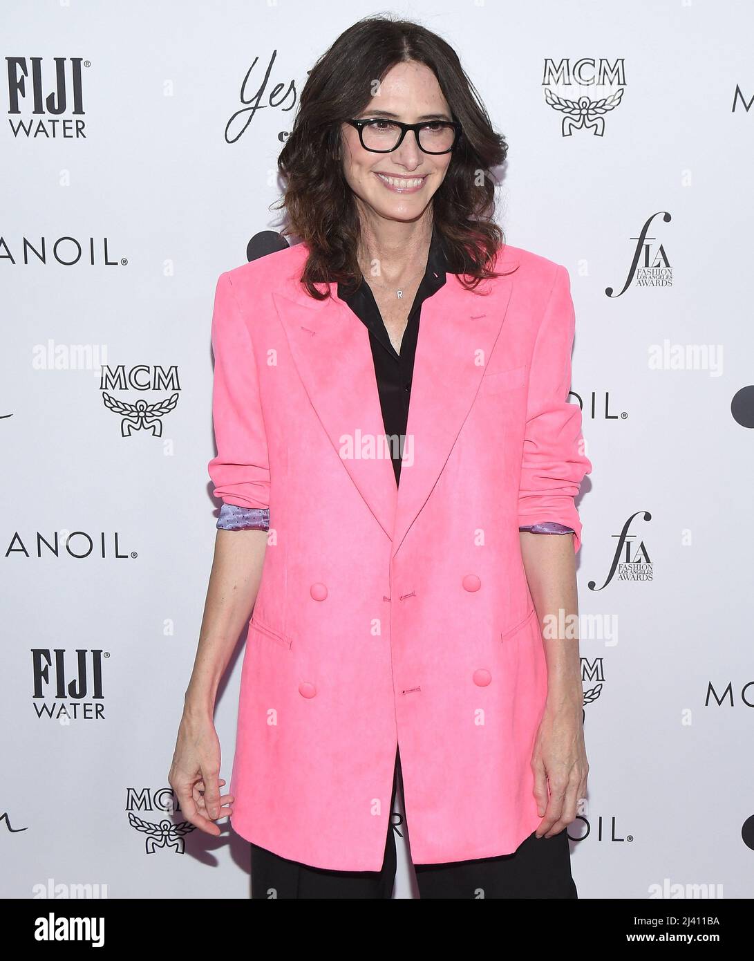 Elizabeth Stewart arrives at The Daily Front Row's 6th Annual Fashion ...