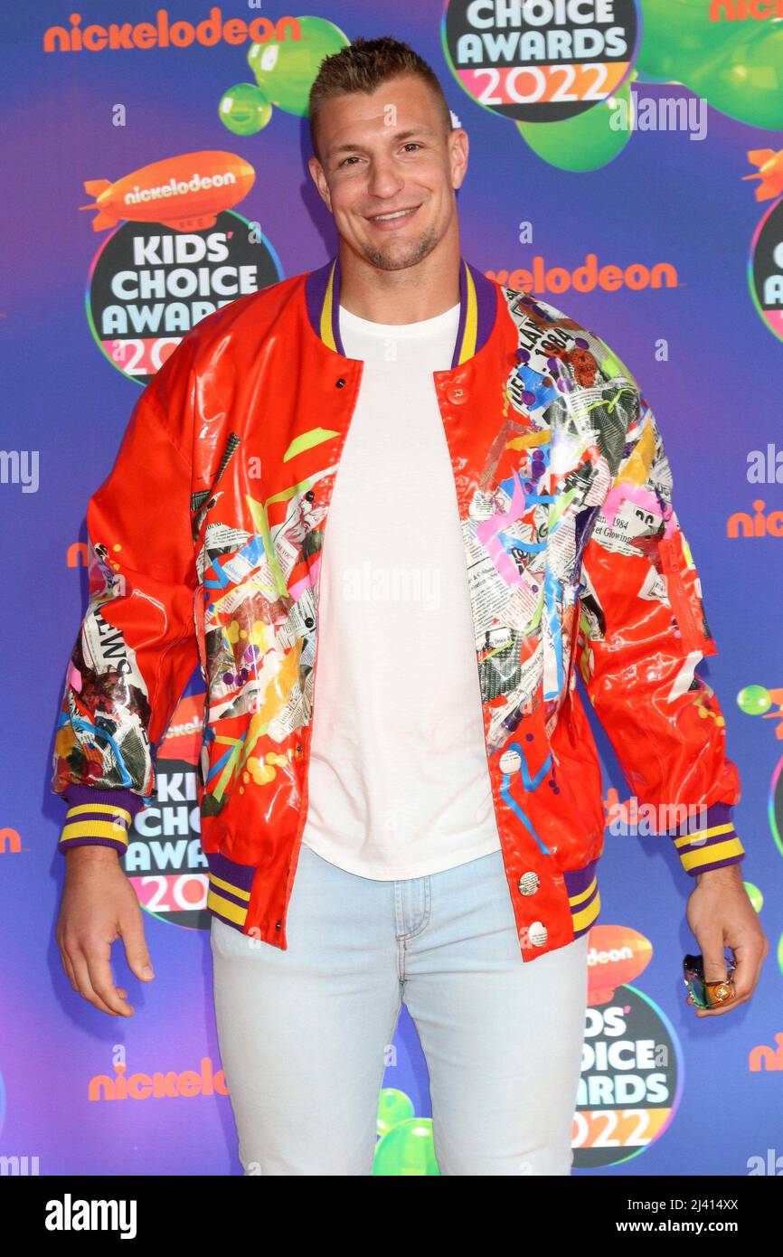 Santa Monica, CA. 9th Apr, 2022. Rob Gronkowski at arrivals for ...