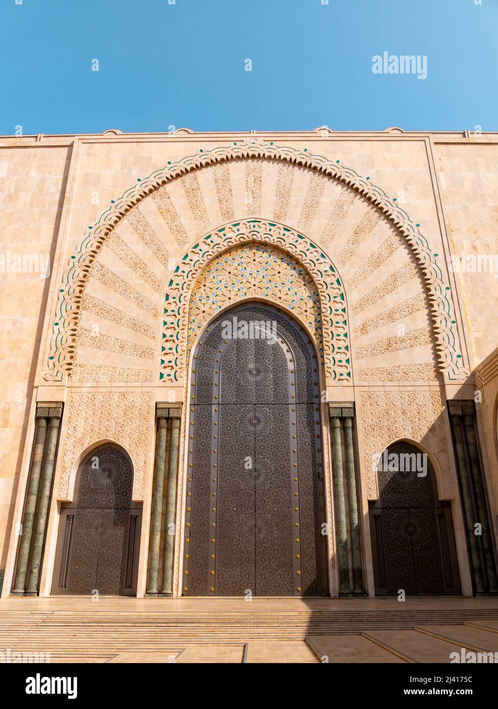 Casablanca's monumental Hassan II Mosque Stock Photo - Alamy