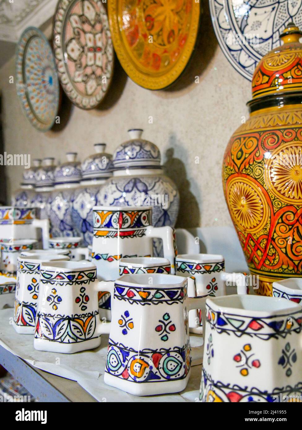 Traditional moroccan crafts Stock Photo - Alamy