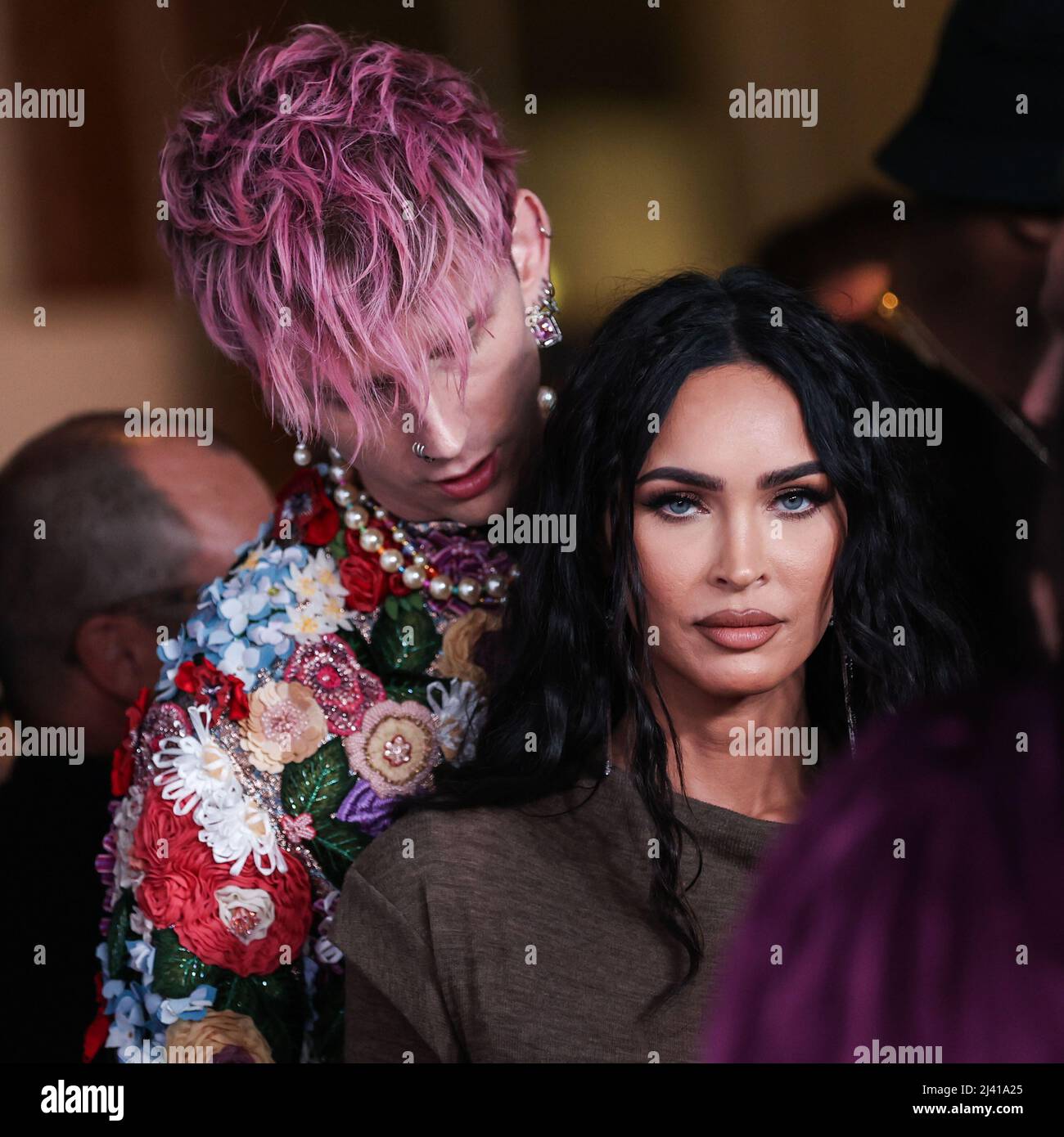 Megan fox machine gun kelly hi-res stock photography and images - Alamy