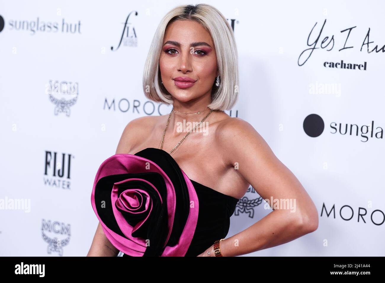 BEVERLY HILLS, LOS ANGELES, CALIFORNIA, USA - APRIL 10: Model Roz ...