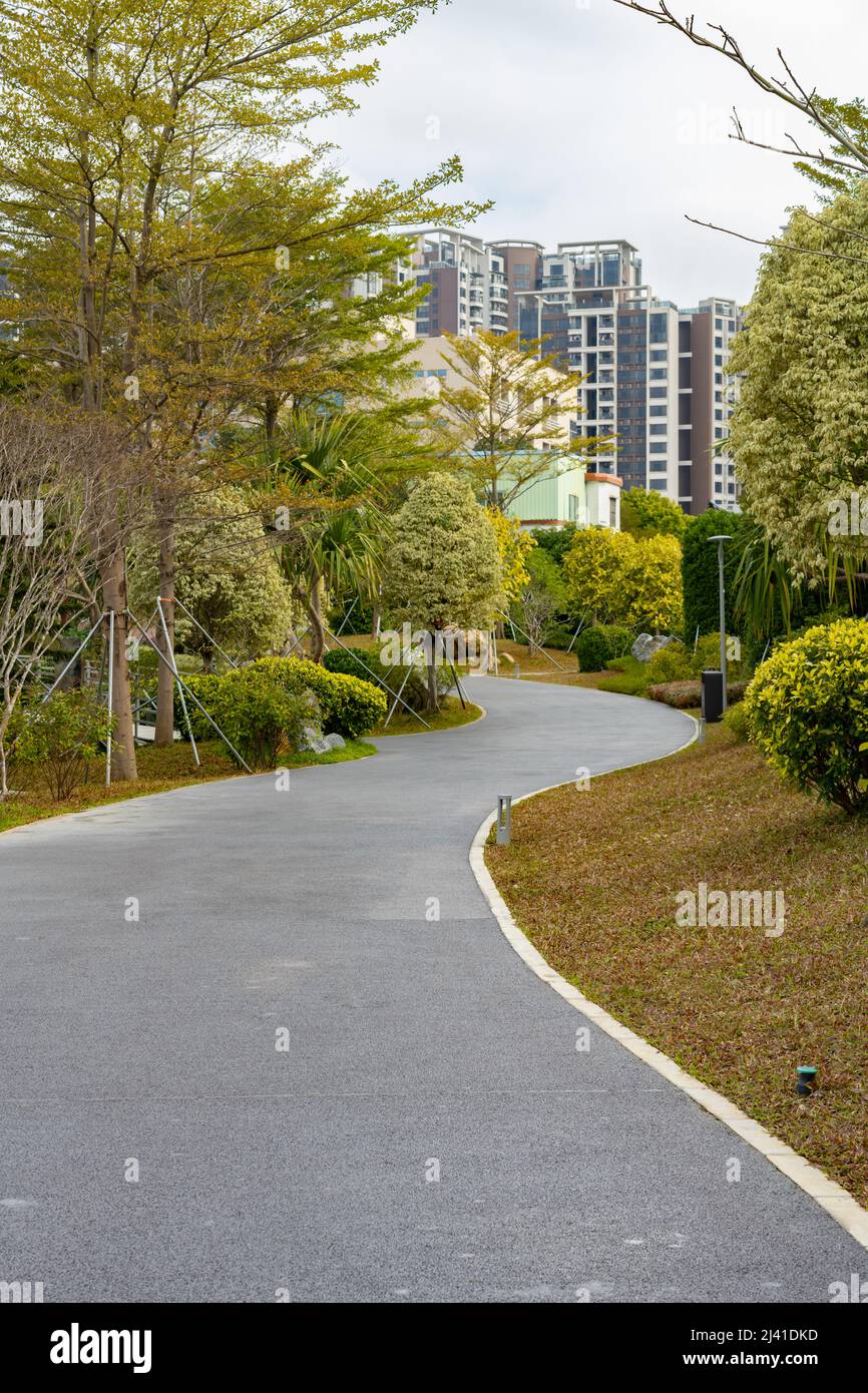 curved outdoor pathway in a park Stock Photo - Alamy