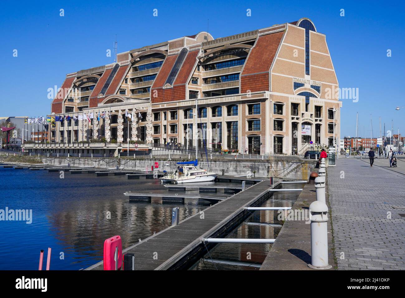 Urban community of dunkirk hi-res stock photography and images - Alamy