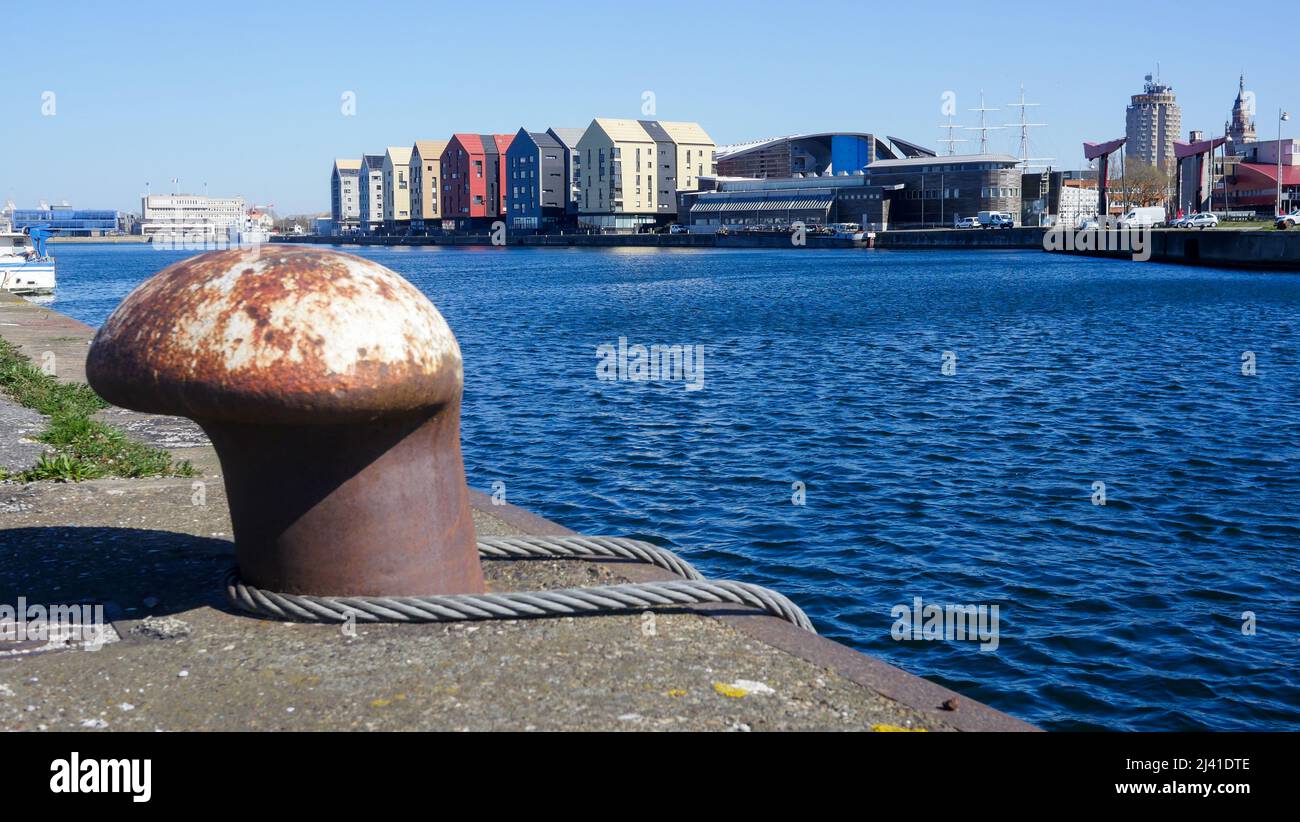 Estate bollard hi-res stock photography and images - Alamy