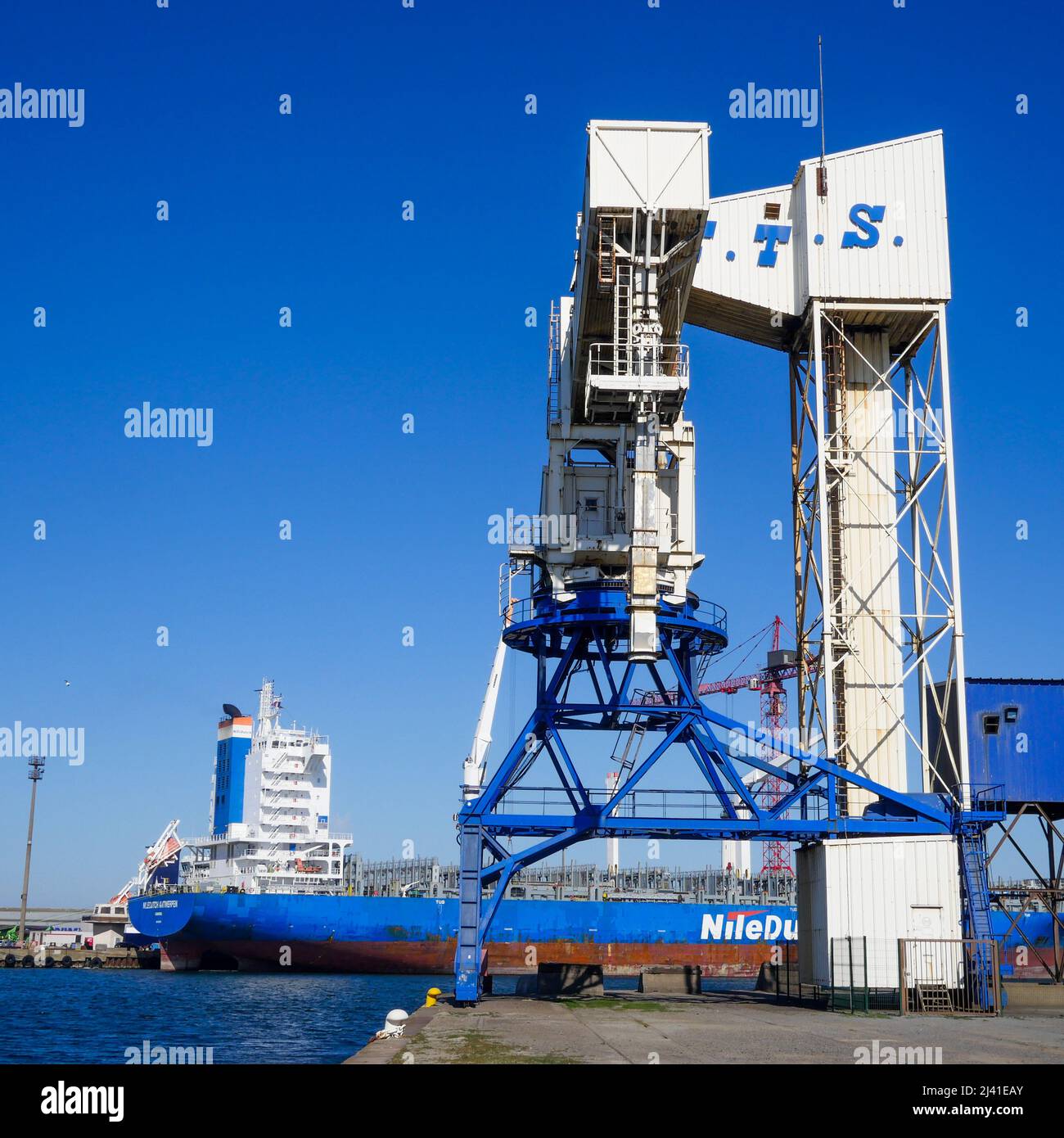 Shipyard, Dunkirk harbor, Dunkirk, Nord, Hauts-de-France, France Stock ...