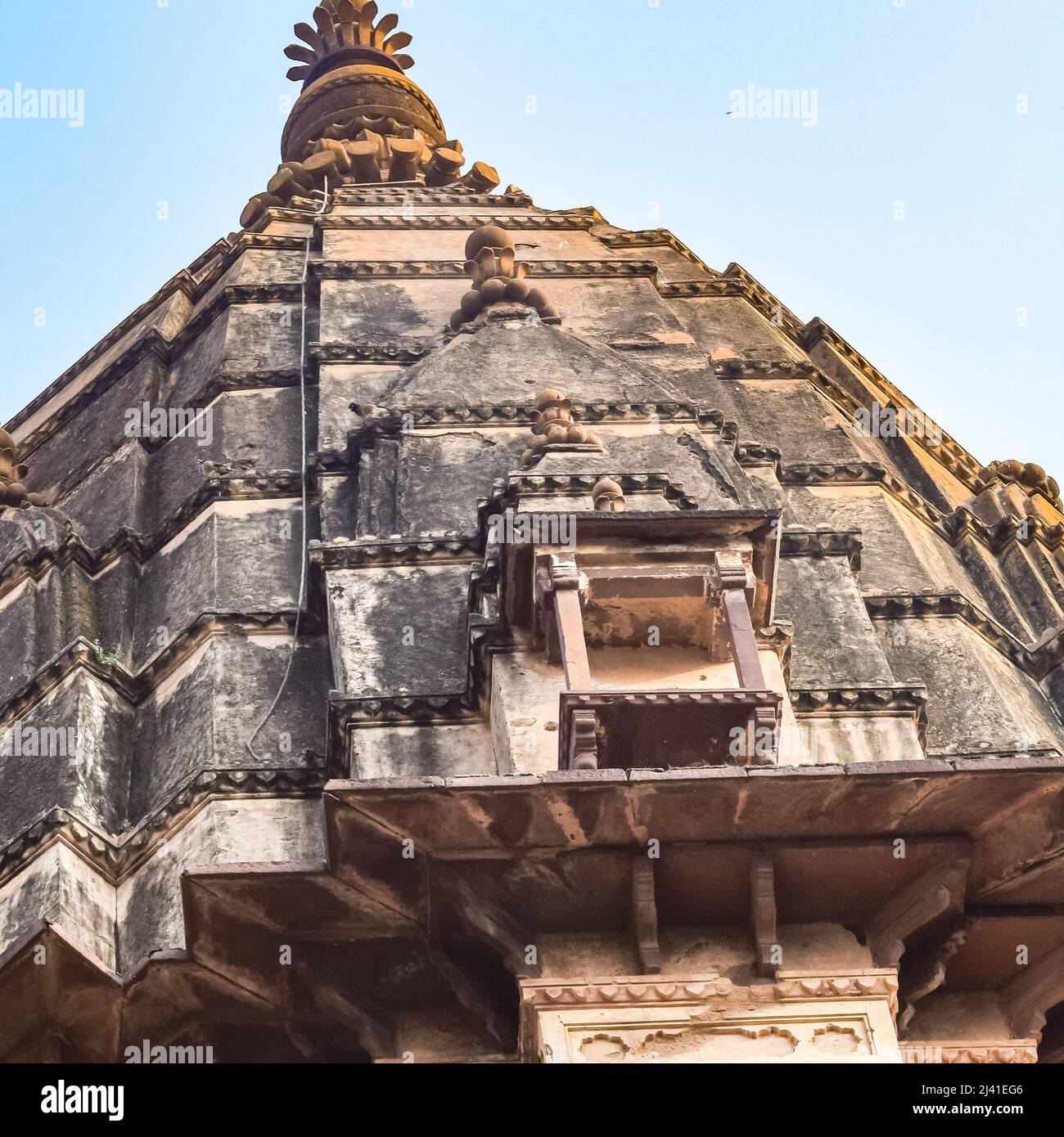 Morning View of Royal Cenotaphs (Chhatris) of Orchha, Madhya Pradesh ...