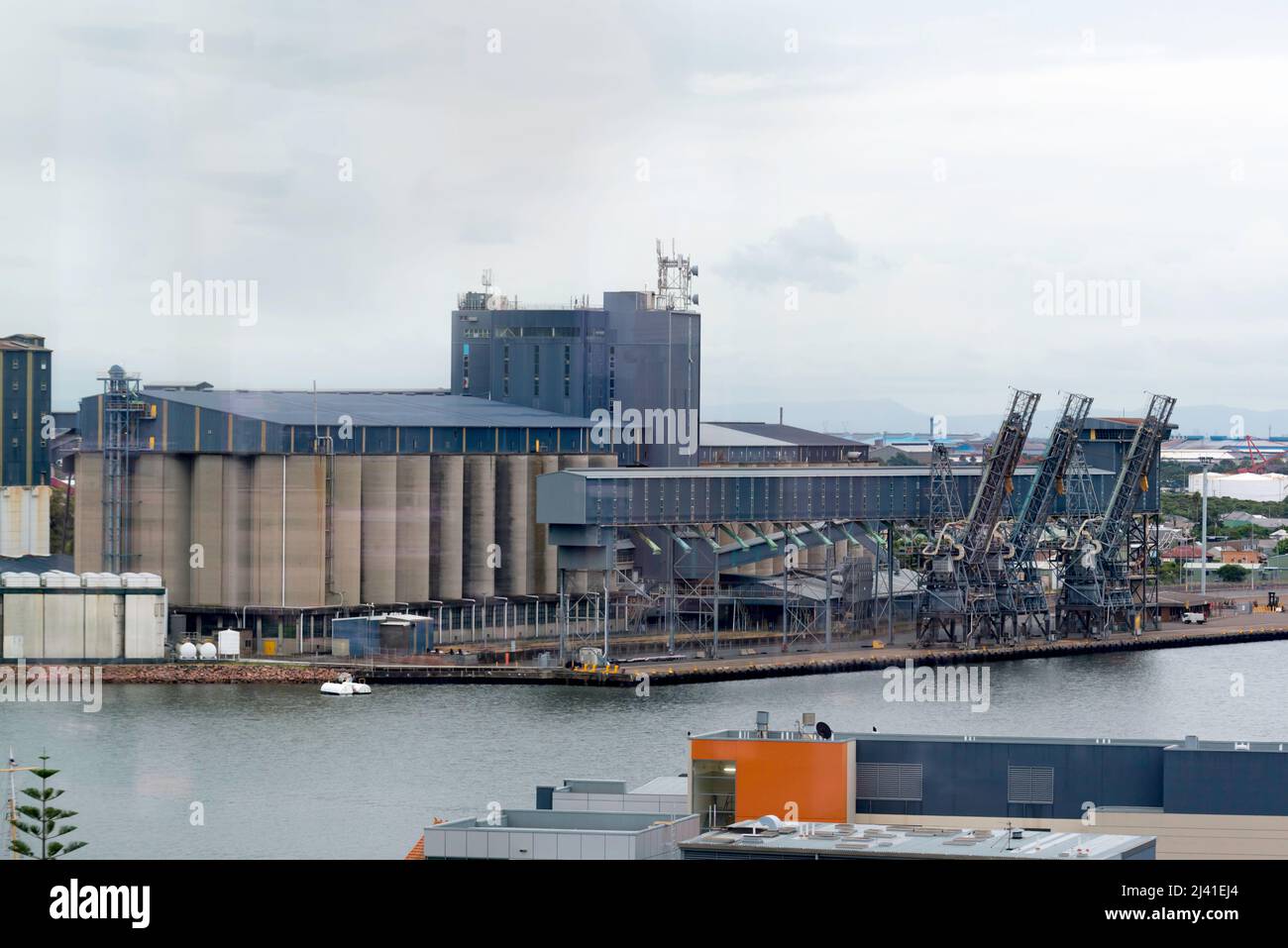 Grain export terminal hi-res stock photography and images - Alamy