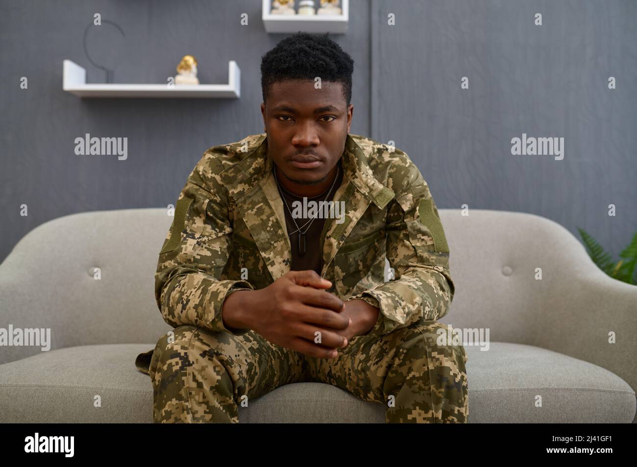 War veteran depressed hi-res stock photography and images - Alamy