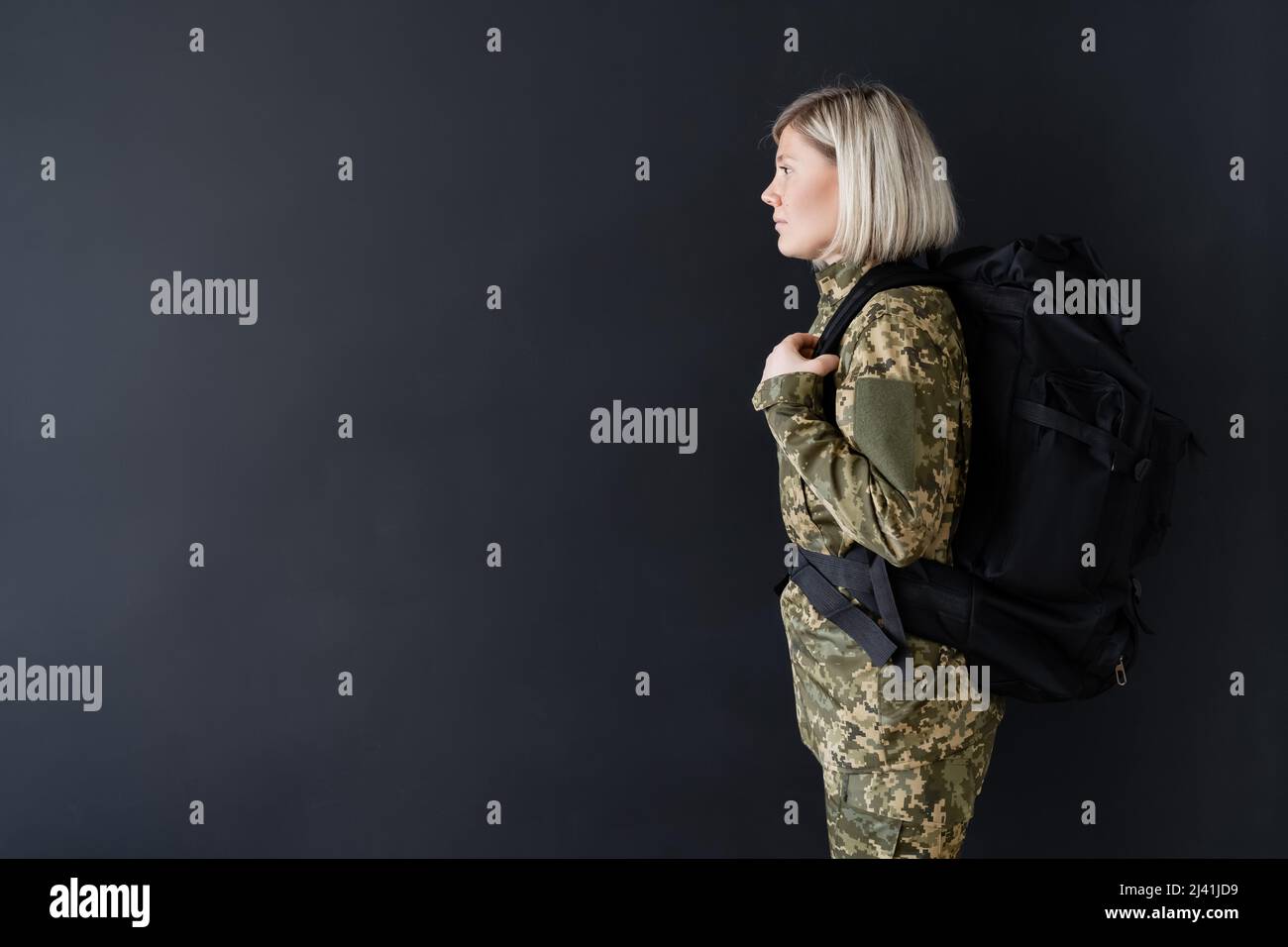 Child with backpack side view hi-res stock photography and images - Alamy