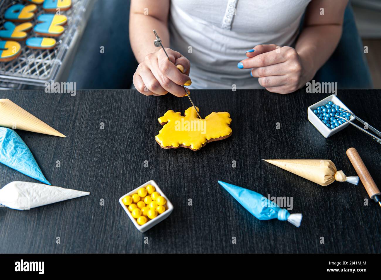 Gingerbread in the shape of Ukraine, handmade patriotic cookies Stock ...