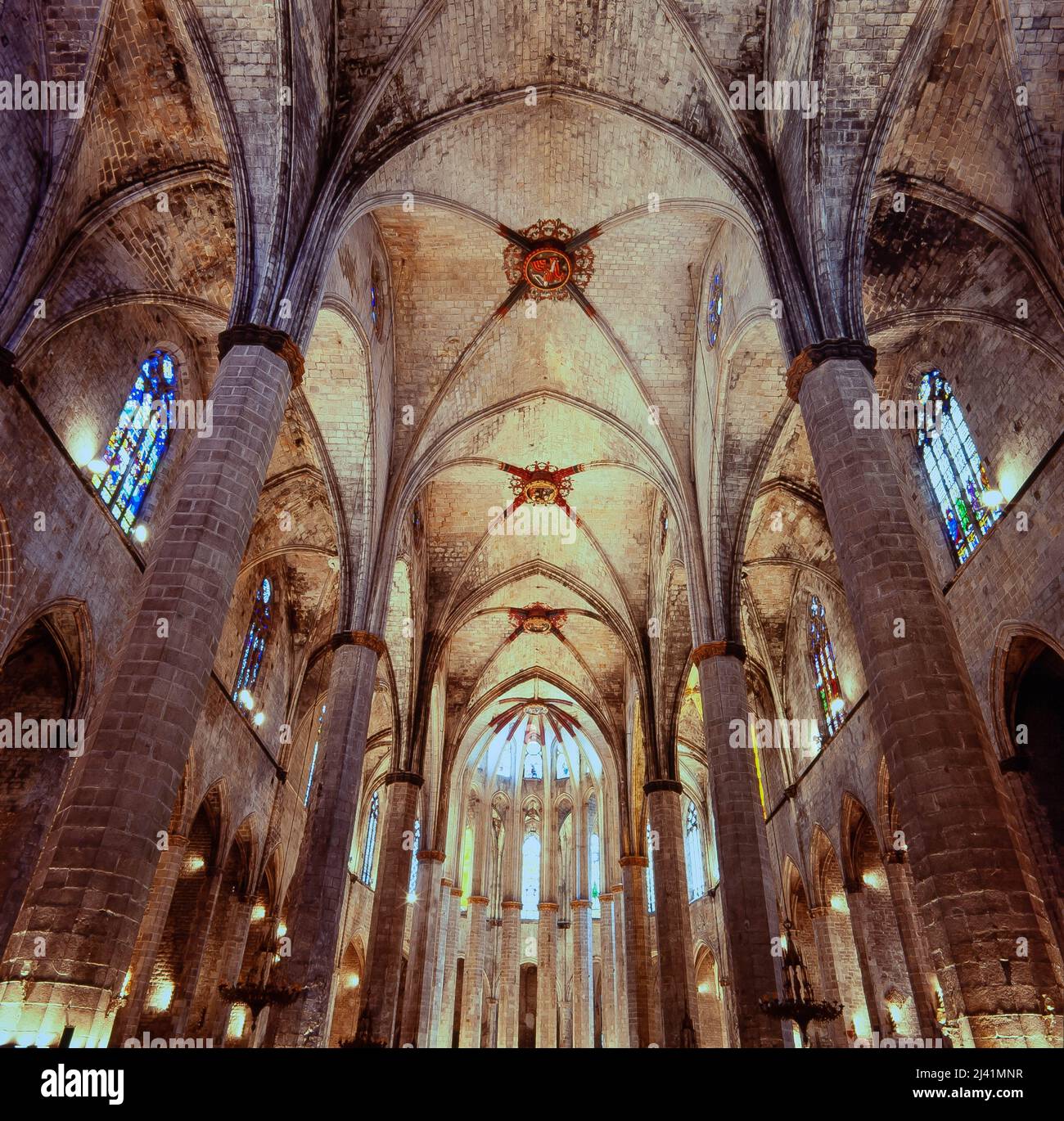 La basilica de santa maria barcelona hi-res stock photography and ...