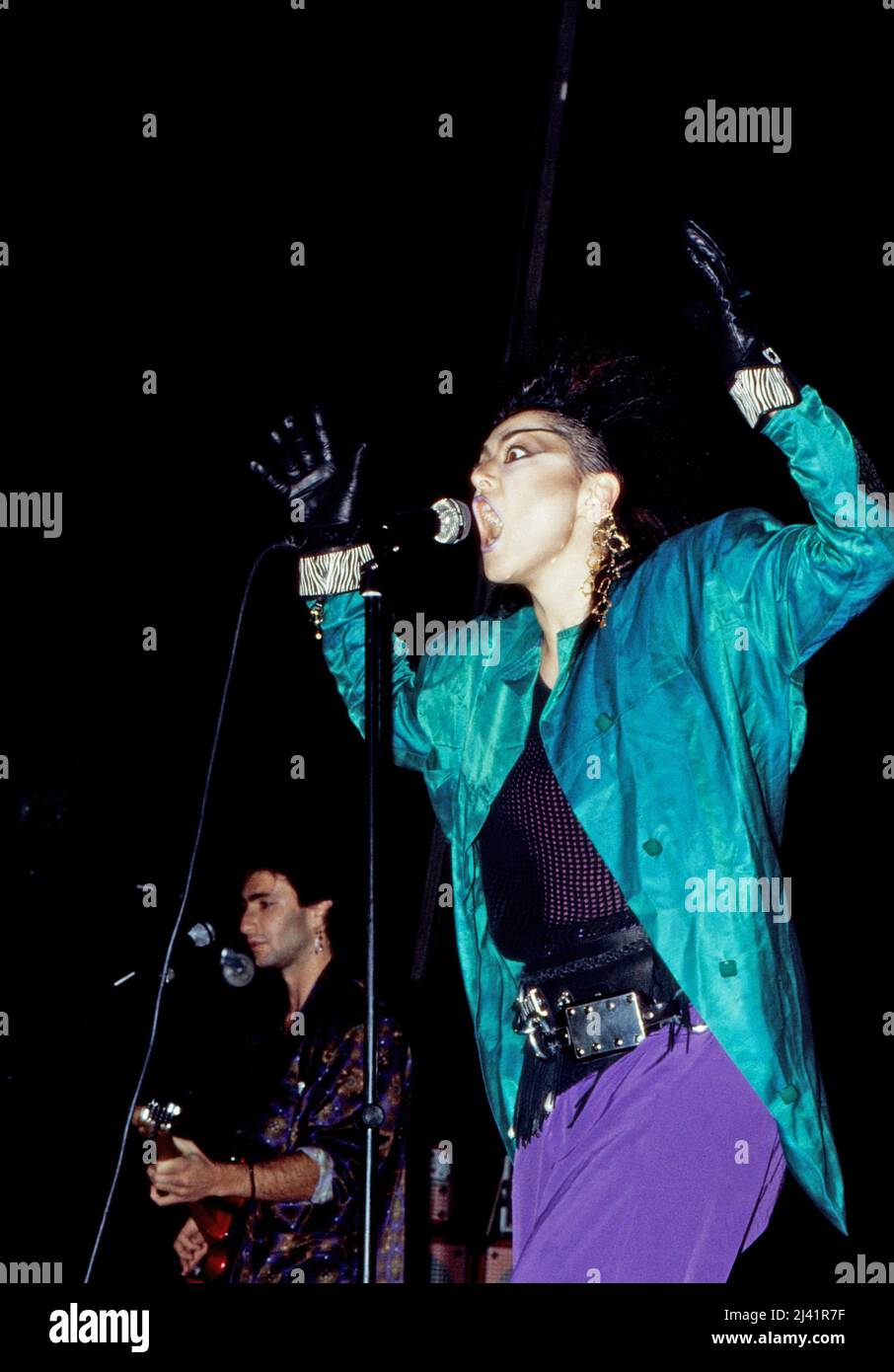 Lisa Dal Bello, kanadische Musikerin, bei einem Auftritt, Deutschland ...