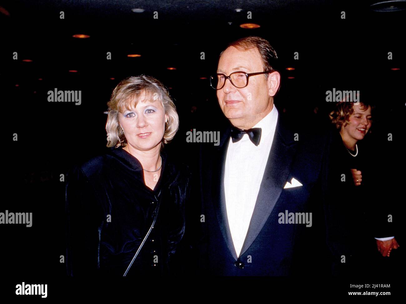 Gerd Heidemann, deutscher Reporter, mit neuer Freundin bei einer ...