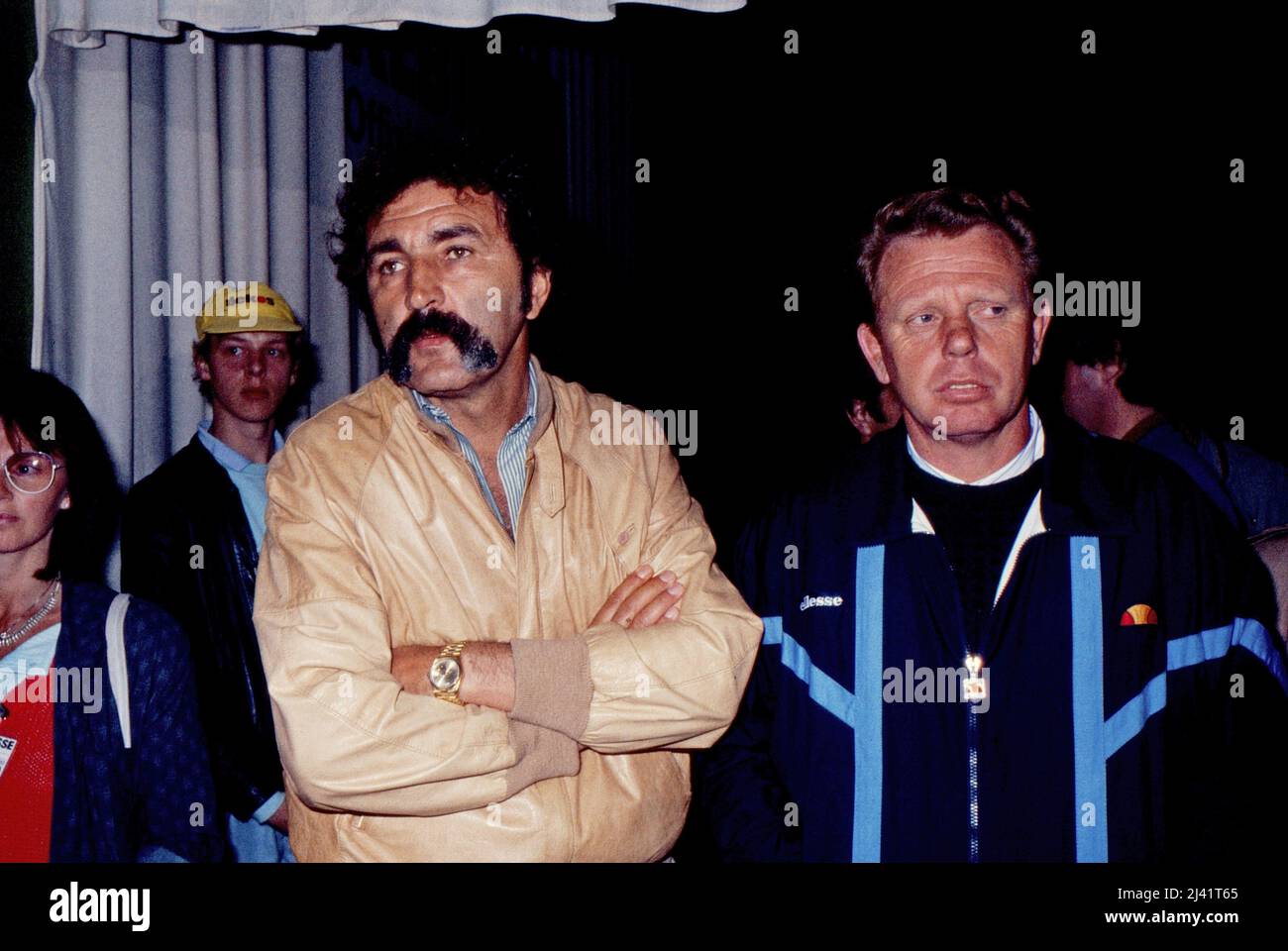 Ion Tiriac, rumänischer Tennisspieler und Manager (links), mit Boris ...