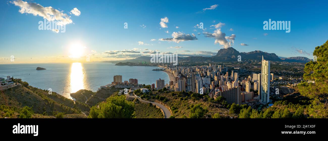 Beach of Benidorm city during sunset in Spain Stock Photo - Alamy